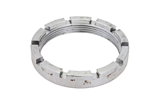 669639.0 Nakrętka koronowa M65 x 2 - sklep rolniczy Korbanek